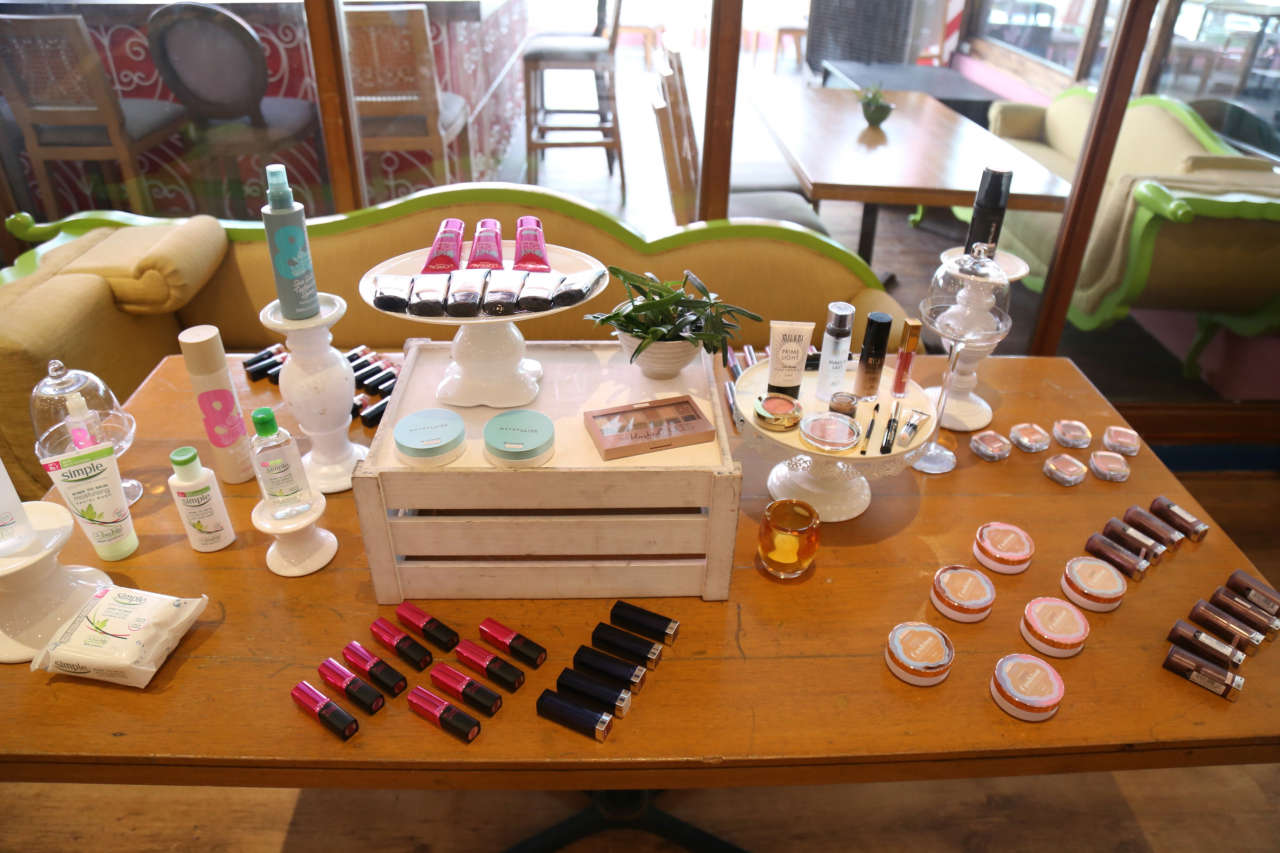 Color Me Gorgeous with Jigs Mayuga: Fall/Winter 2017 Makeup Trends - Calyxta