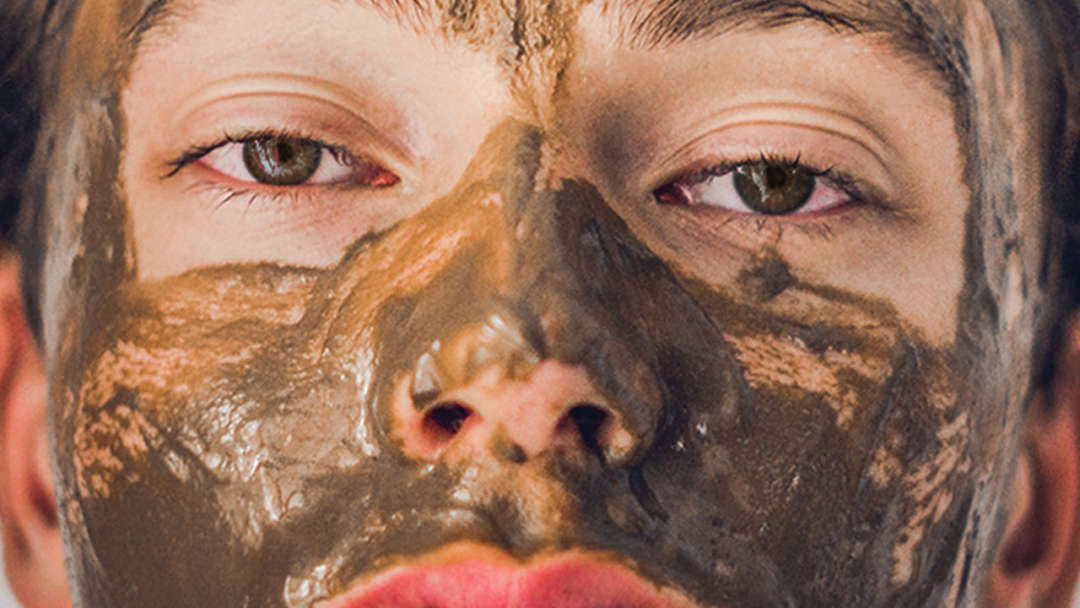 International Mud Day: Mud Masks to Wear on International Mud Day - Calyxta